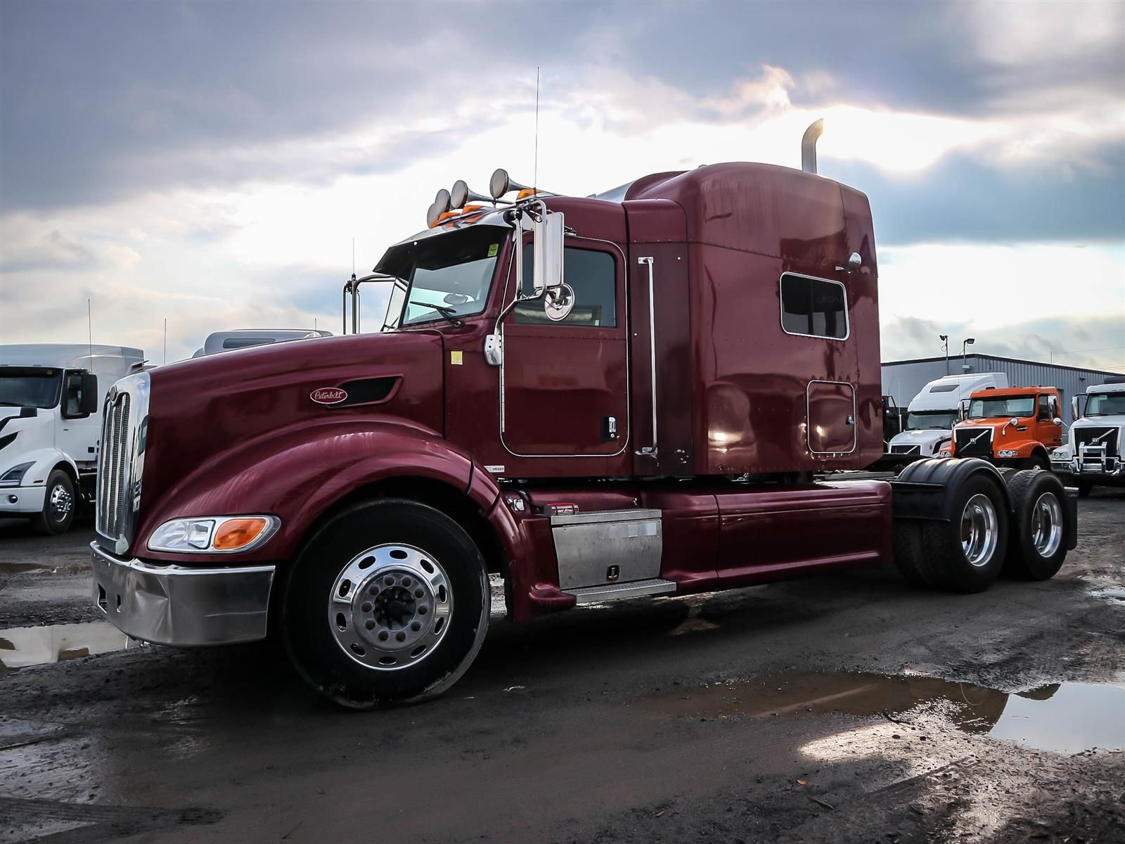 2012 Peterbilt 386
